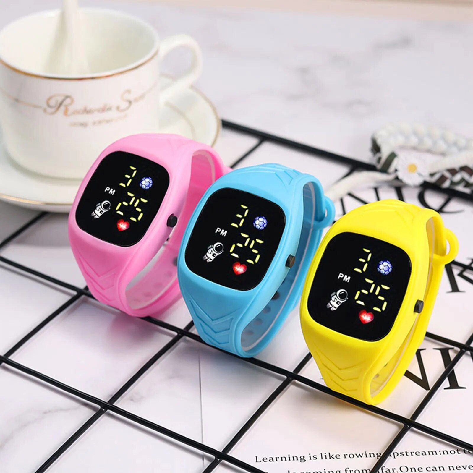 Kid-Friendly Smartwatch – Digital Timepiece for Boys & Girls